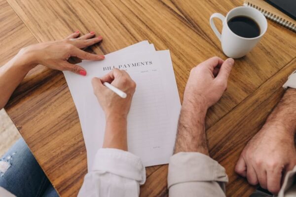 5 Powerful Ways to Track Your Expenses - My Planning Zone