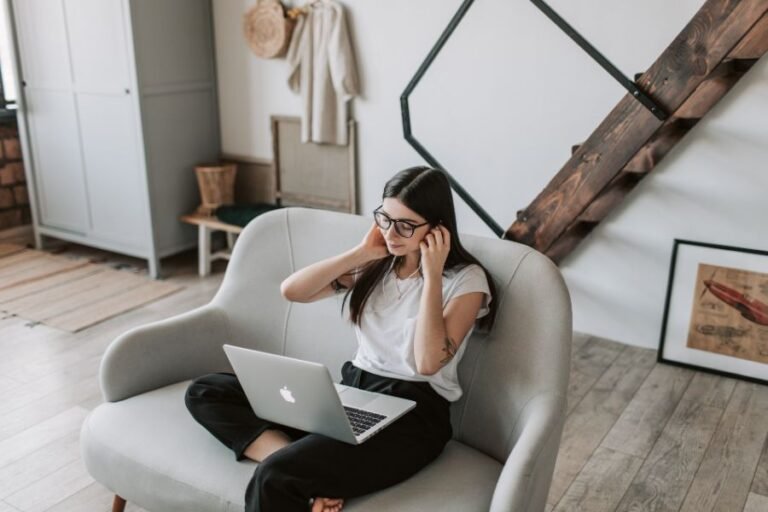 How to Spend Your Free Time: 10 Enjoyable Ways